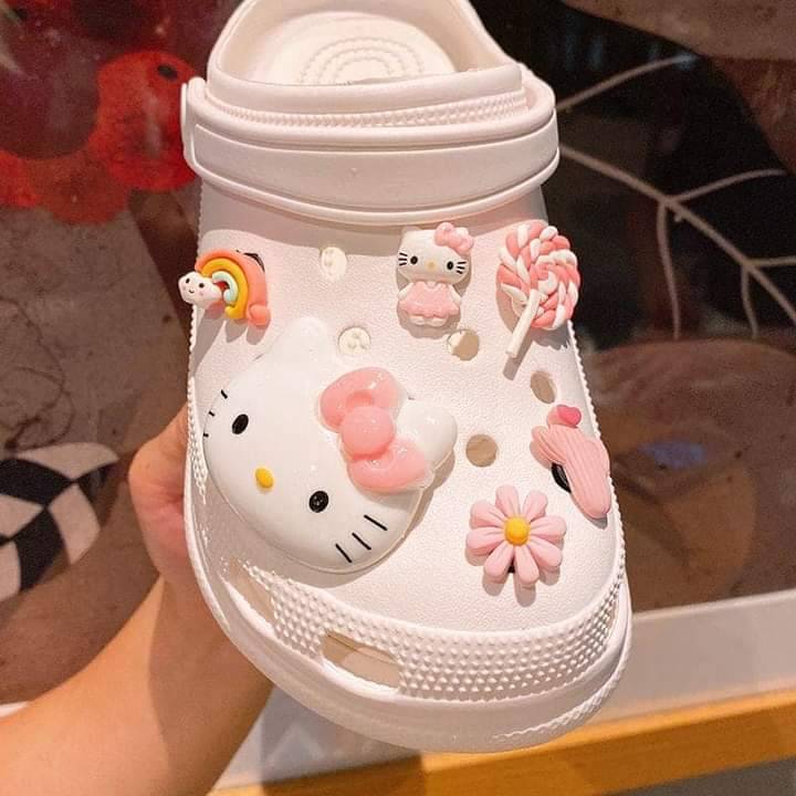 CROCS HELLO KITTY Y TOY STORY – HS Mayoreo