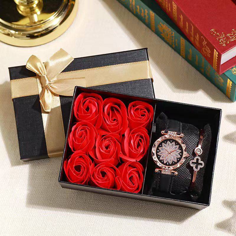 Reloj Con Estuche Incluye Pulsera Y Rosas 1pza Hs Mayoreo