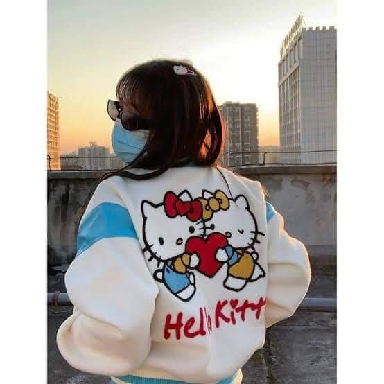 CHAMARRA AESTHETIC HELLO KITTY (1PZA) – HS Mayoreo